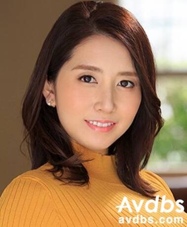 사에키 하루나 / 풍만한 폭유의 유부녀, 사에키 하루나로 활동하다가 콘노 츠바키로 재데뷔. | AVDBS