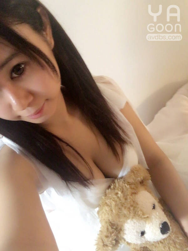 유즈키 스즈 / 柚月すず / Suzu Yuzuki | AVDBS