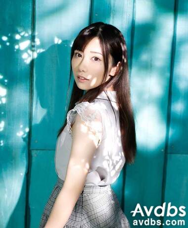 유이나 쿠루미 / 2020년 12월 카와이에서 데뷔하는 미녀 신인! | AVDBS