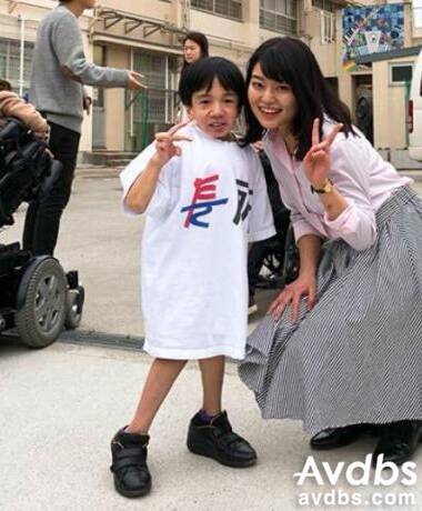 니시쿤 / 쇼타 전문 AV남우 겸 AV감독. | AVDBS