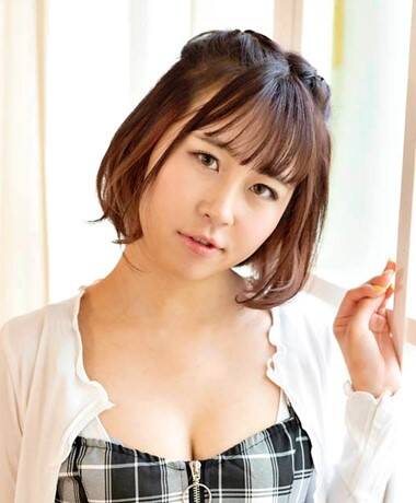 아마노 미쿠루 / 2021년 데뷔한 프레스티지 기획배우 | AVDBS