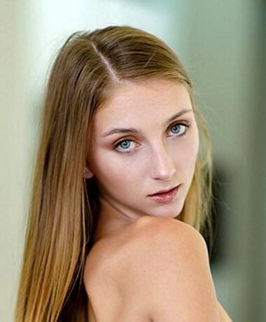 메이시 메도우즈 / Macy Meadows / Macy Meadows | AVDBS