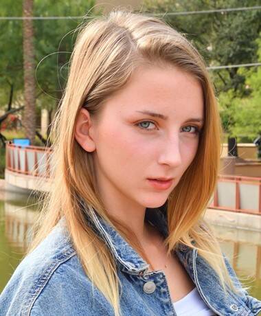 메이시 메도우즈 / Macy Meadows / Macy Meadows | AVDBS