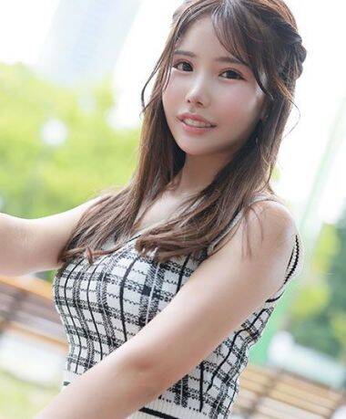 스즈카제 우이 / 소속사무소 씨모어 엔터 C-more Entertainment | AVDBS